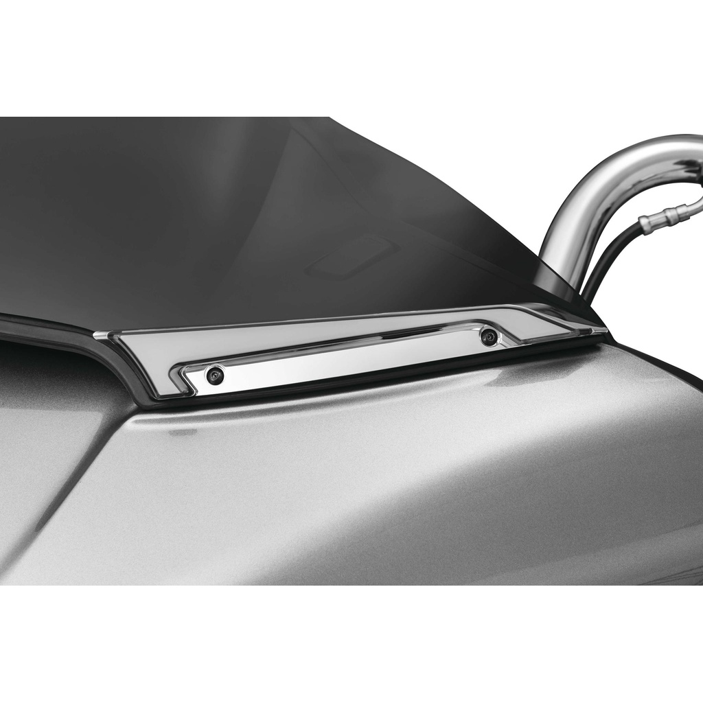 Kuryakyn Tracer Windshield Trim LED Lights - Parts Giant Kuryakyn Tracer Windshield Trim LED Lights - Parts Giant